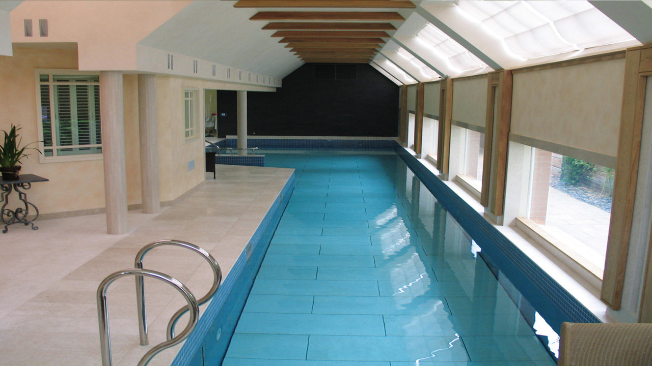 Movable floor for your Swimming Pool in Dubai and Abu Dhabi